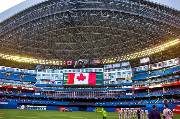 Road Trip to Toronto's SkyDome (Rogers Center)- Triphackr